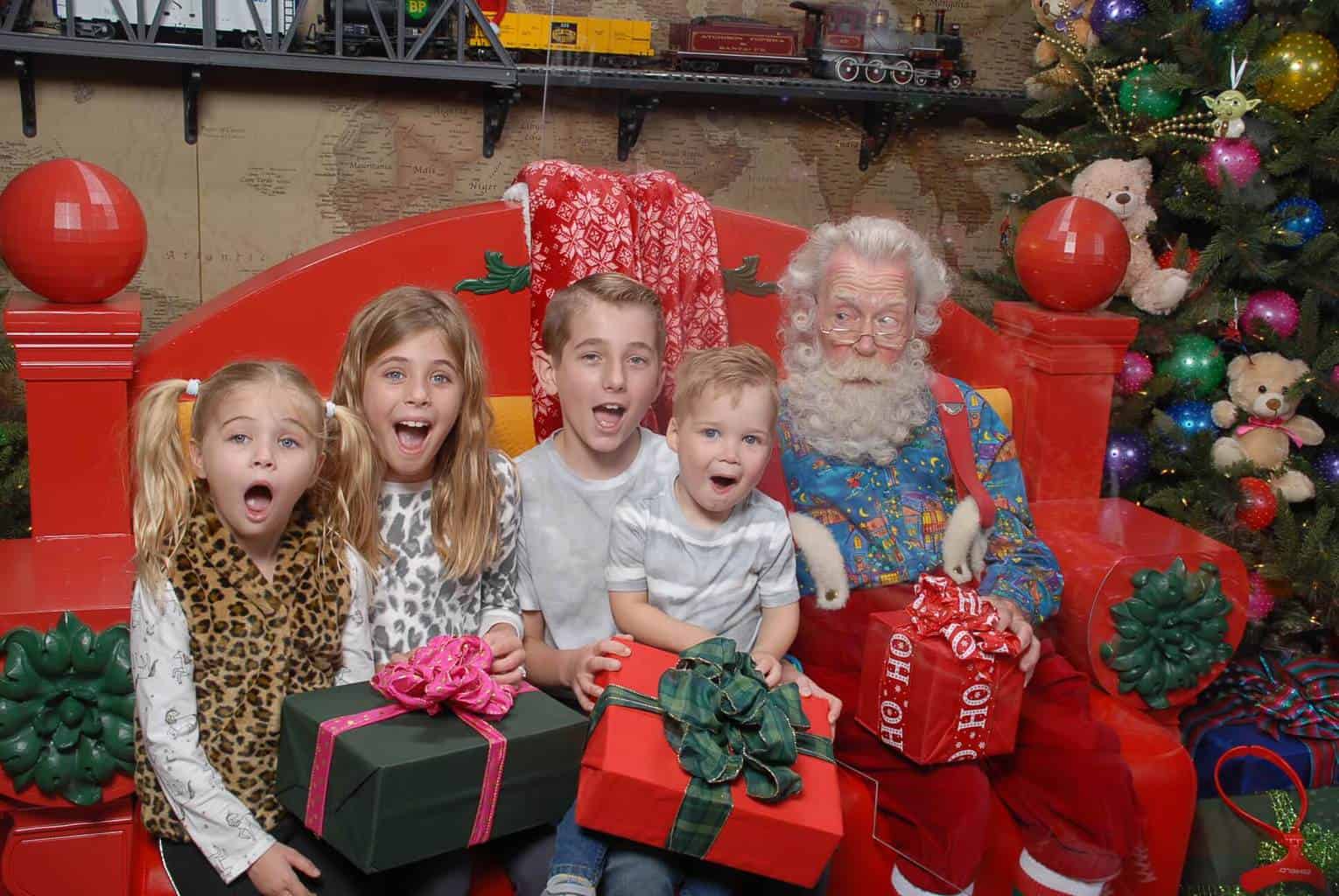 The Santa Workshop Experience at ICON Park: Best Photos!