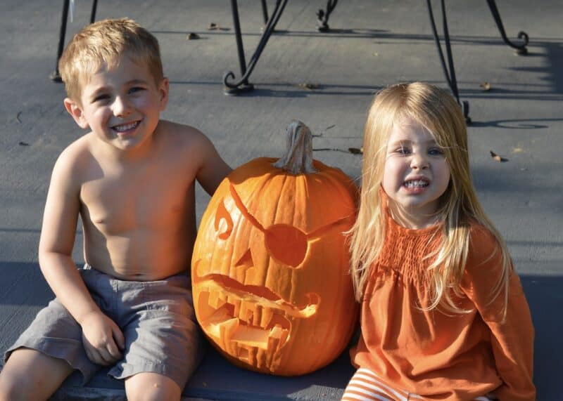 30+ Best Fall Outdoor Activities for Kids