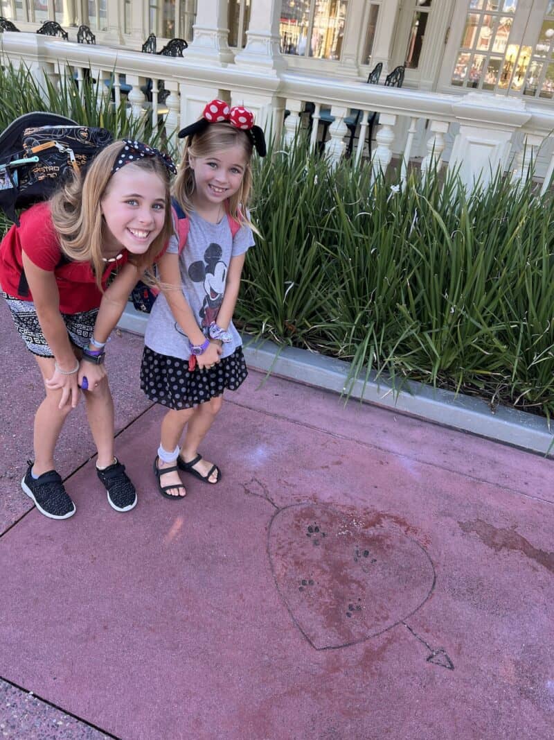 Girls Disney Trip: Character Challenge May 2022 (Part 1)