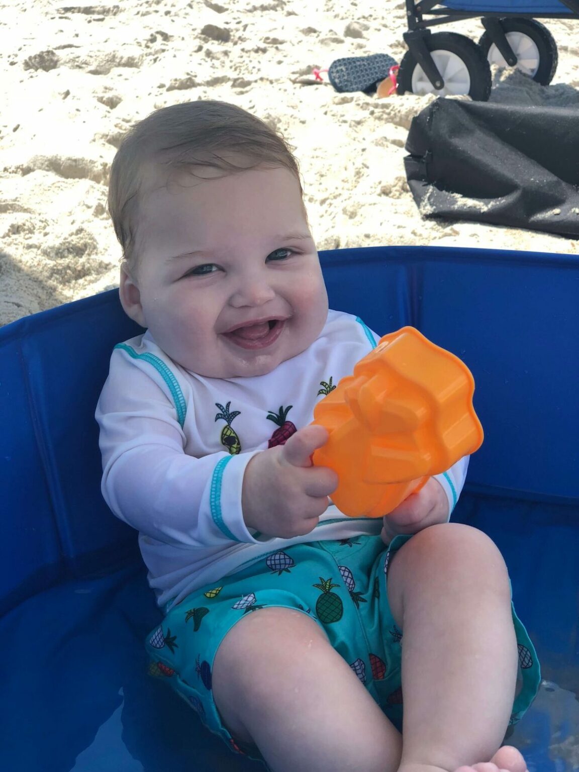 The BEST Toddler Pool: Baby and Kiddie Pool for the Beach!